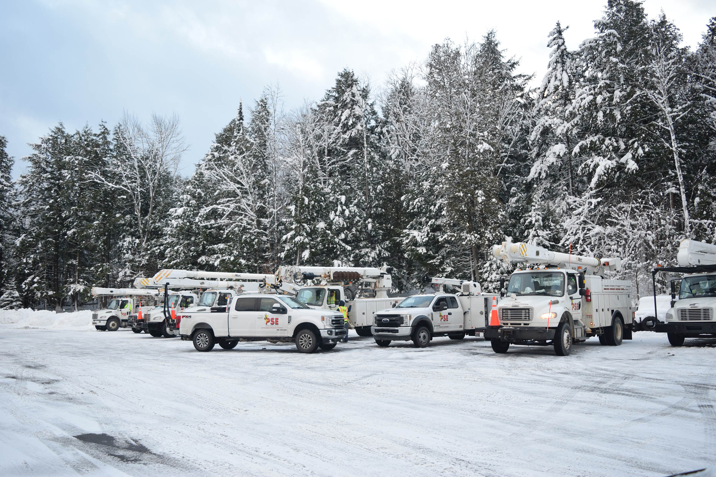 Winter storm leaves over 1,700 in the dark | News, Sports, Jobs ...